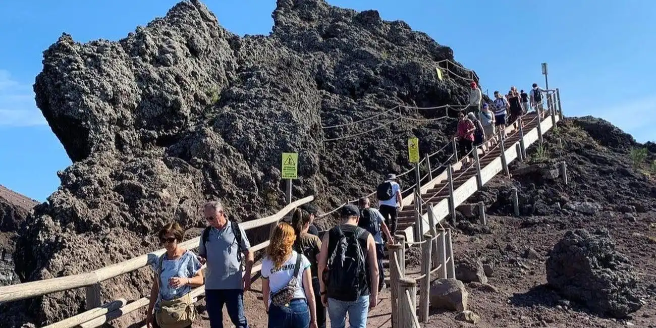 Mount Vesuvius: Entry Ticket + Guidebook | Naples Pompeii